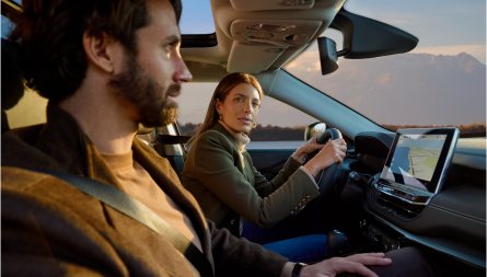 JEEP-COMPASS-PHEV-MY25-455x256-FUNCTIONAL-DESIGN-02 - Mobility Group Haaker